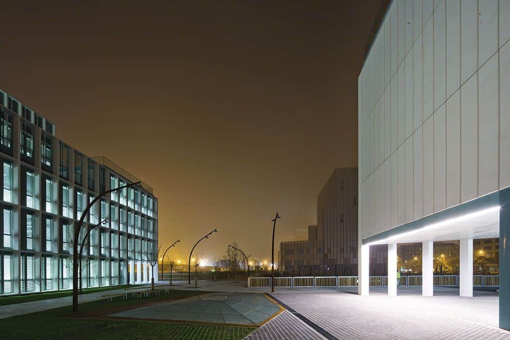 Edificios para investigación Campus Besòs de la UPC, Barcelona ...